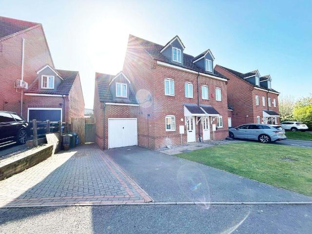 4 bedroom semi detached house for sale