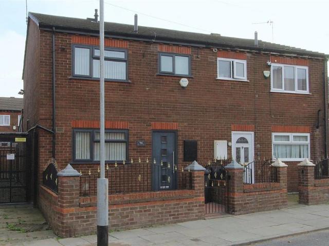 4 bedroom semi detached house for sale