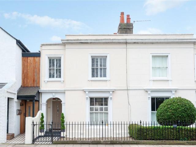 4 bedroom semi detached house for sale