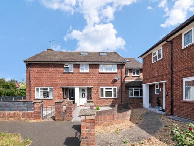 4 bedroom semi detached house for sale
