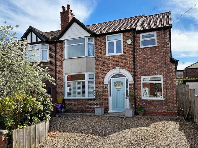 4 bedroom semi detached house for sale