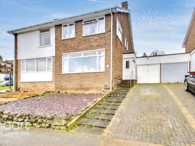 4 bedroom semi detached house for sale