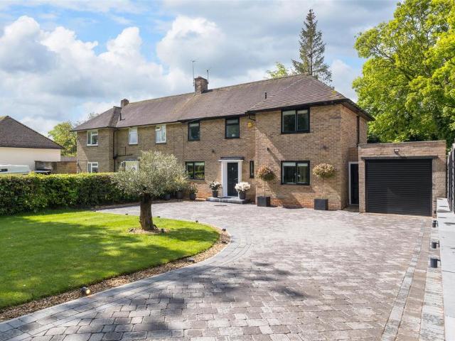 4 bedroom semi detached house for sale
