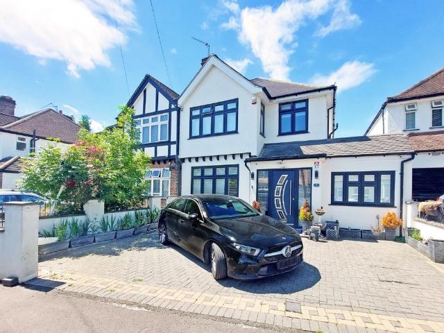 4 bedroom semi detached house for sale