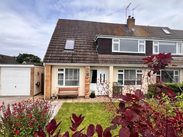 4 bedroom semi detached house for sale
