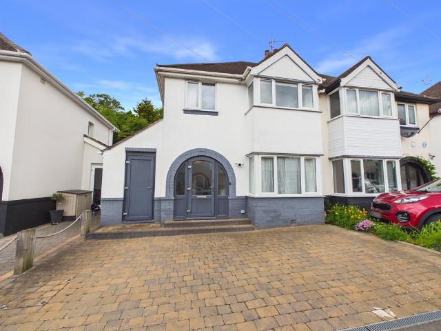 4 bedroom semi detached house for sale