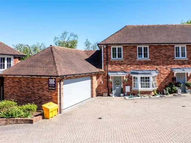 4 bedroom semi detached house for sale