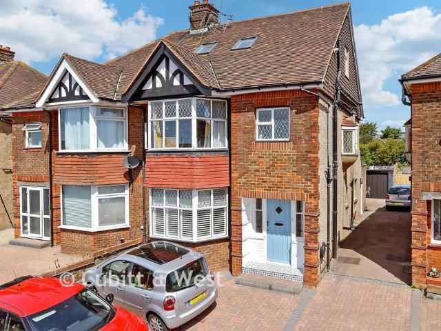 4 bedroom semi detached house for sale