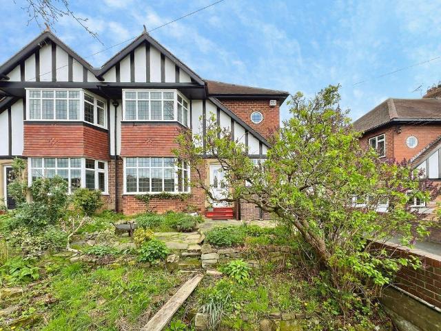 4 bedroom semi detached house for sale