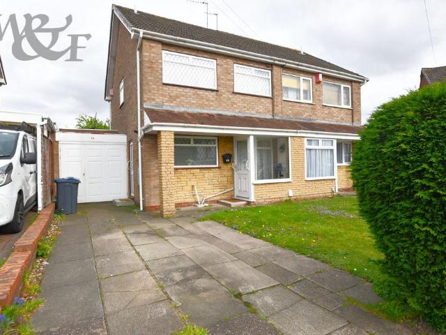 4 bedroom semi detached house for sale