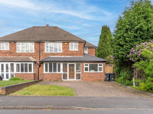 4 bedroom semi detached house for sale