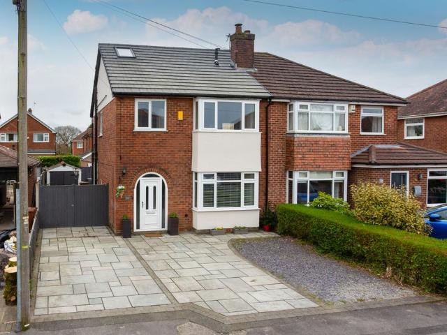 4 bedroom semi detached house for sale