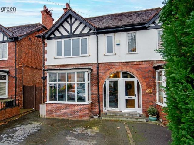 4 bedroom semi detached house for sale