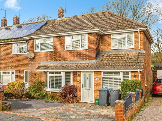 4 bedroom semi detached house for sale