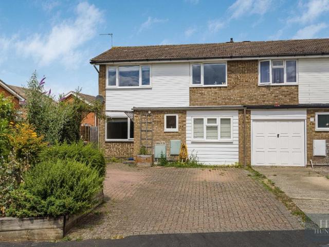 4 bedroom semi detached house for sale