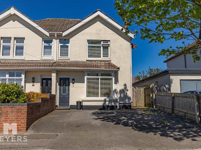 4 bedroom semi detached house for sale