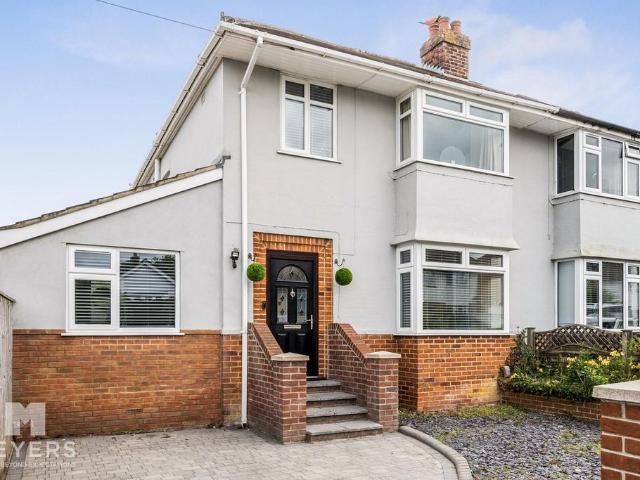 4 bedroom semi detached house for sale