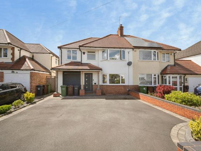 4 bedroom semi detached house for sale