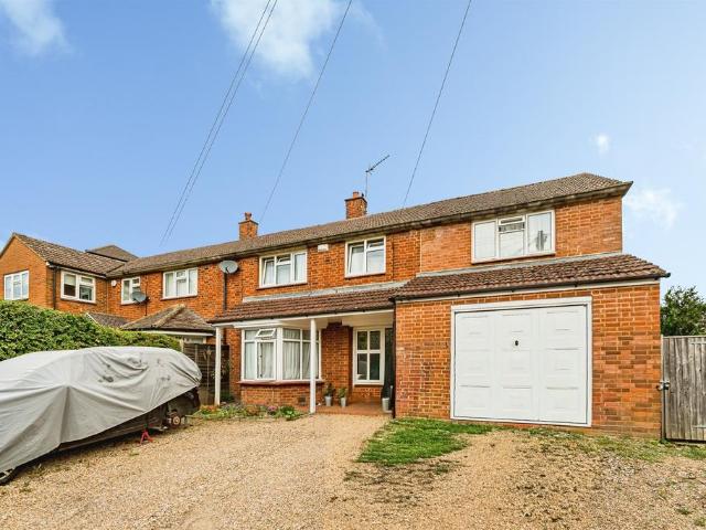 4 bedroom semi detached house for sale