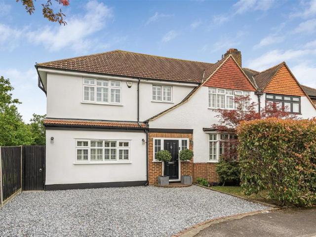 4 bedroom semi detached house for sale