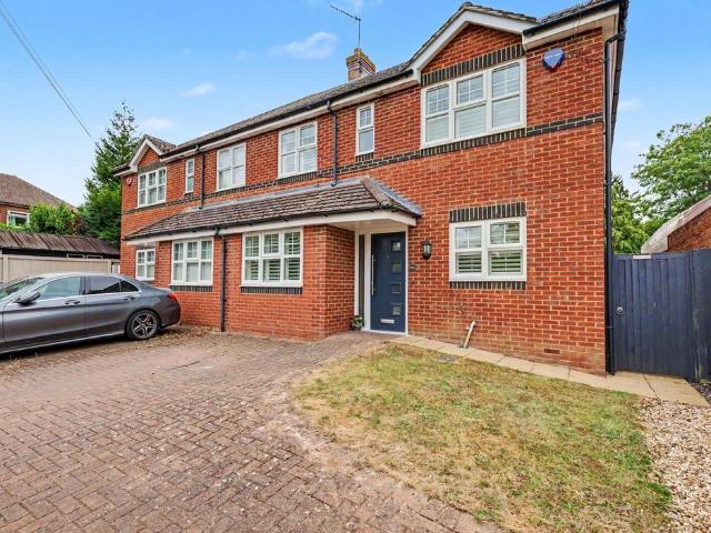 4 bedroom semi detached house for sale