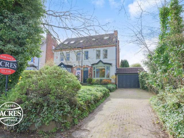 4 bedroom semi detached house for sale