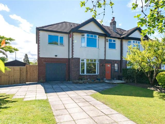 4 bedroom semi detached house for sale