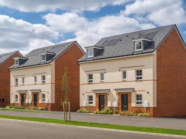 4 bedroom semi detached house for sale