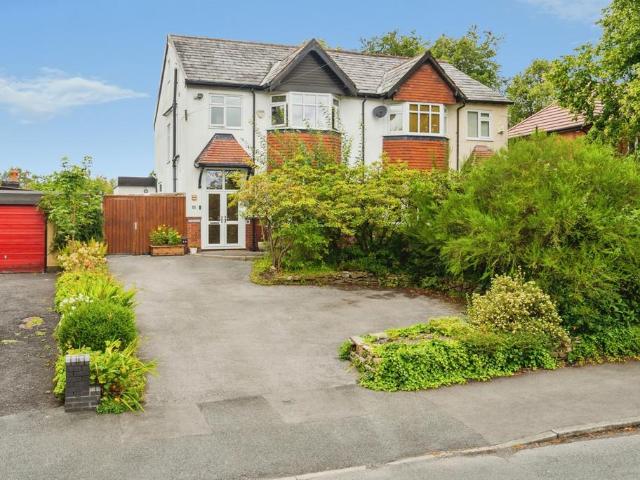 4 bedroom semi detached house for sale