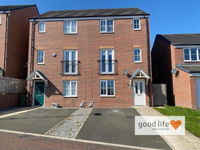 4 bedroom semi detached house for sale