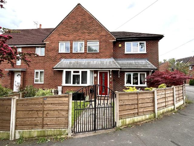 4 bedroom semi detached house for sale