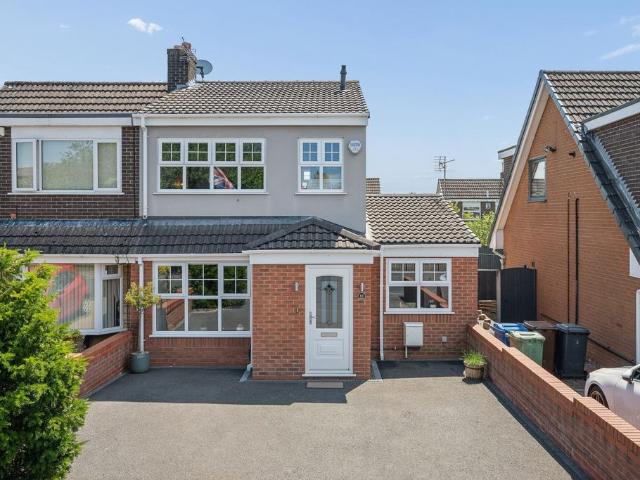 4 bedroom semi detached house for sale