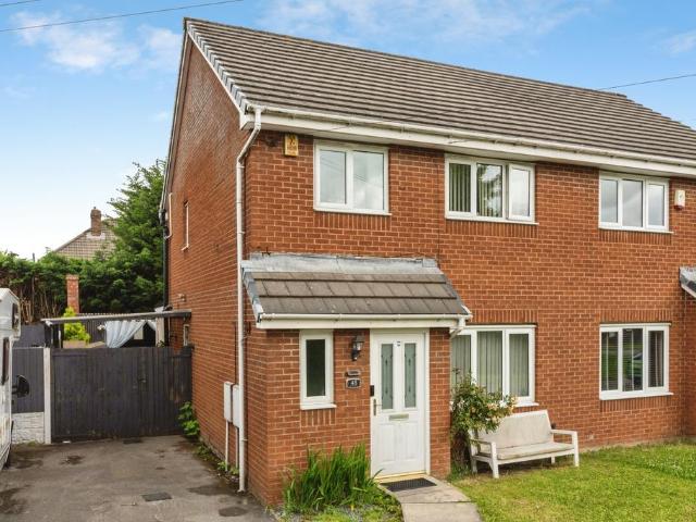 4 bedroom semi detached house for sale