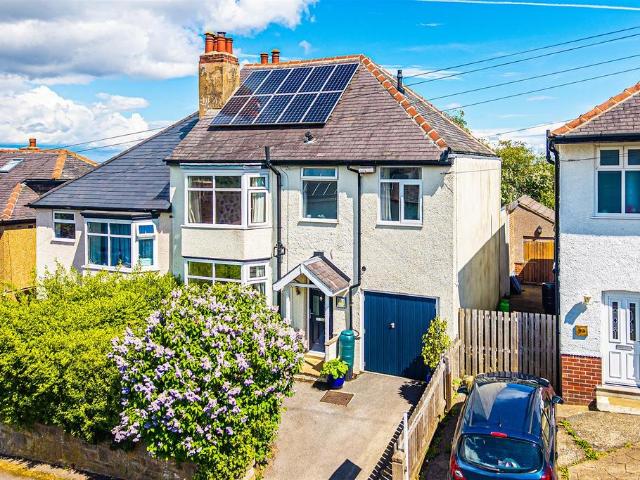 4 bedroom semi detached house for sale