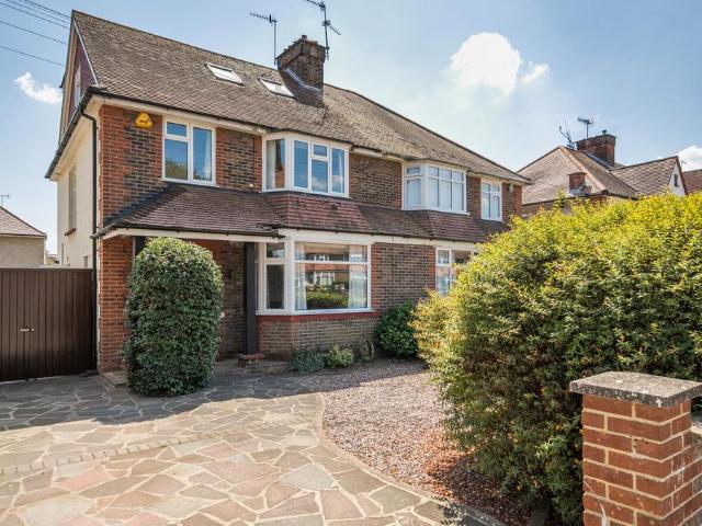 4 bedroom semi detached house for sale