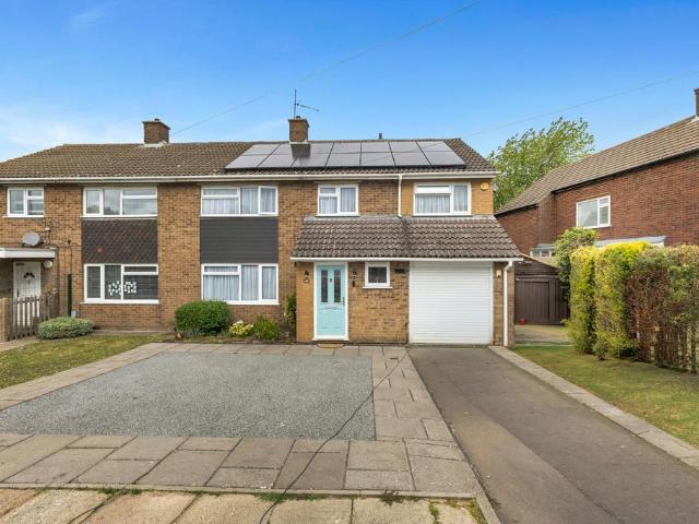 4 bedroom semi detached house for sale