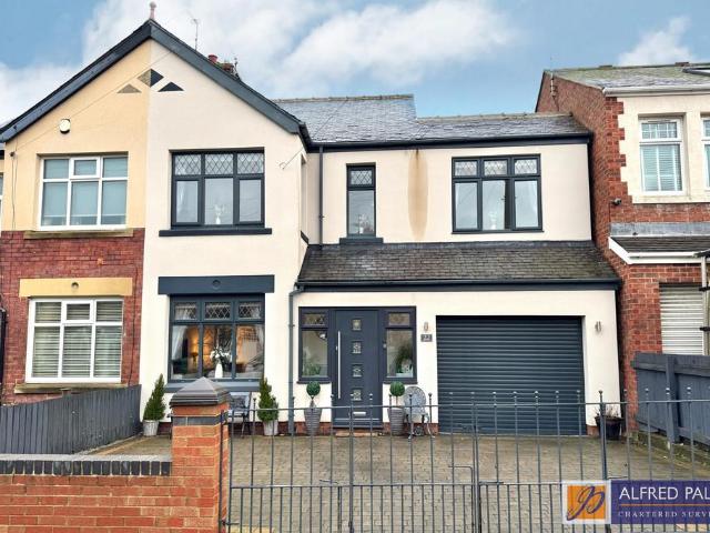 4 bedroom semi detached house for sale
