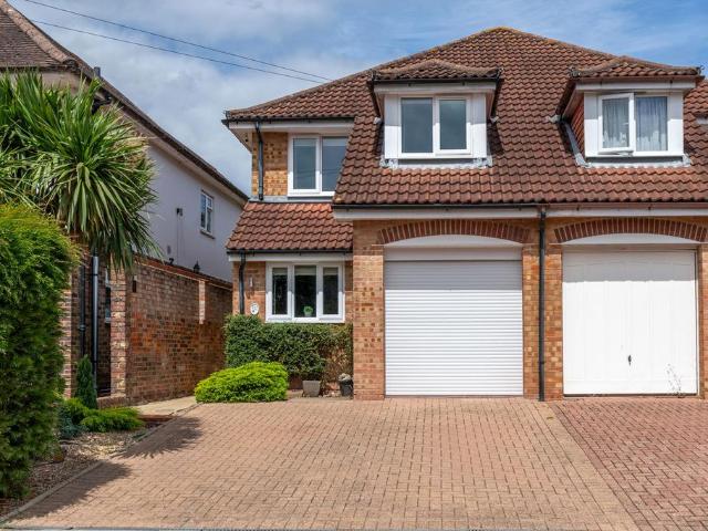 4 bedroom semi detached house for sale