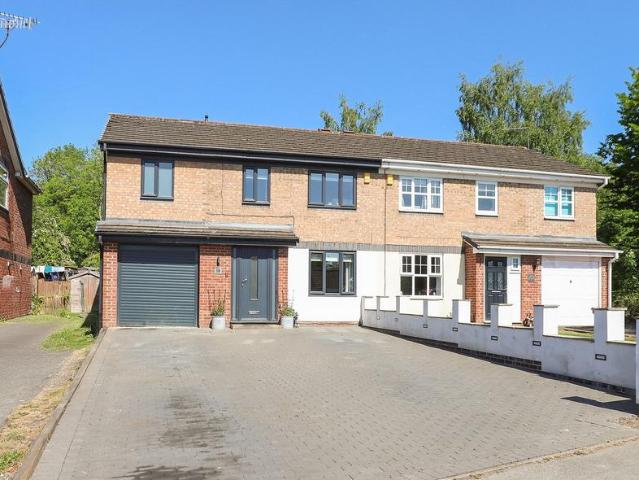 4 bedroom semi detached house for sale