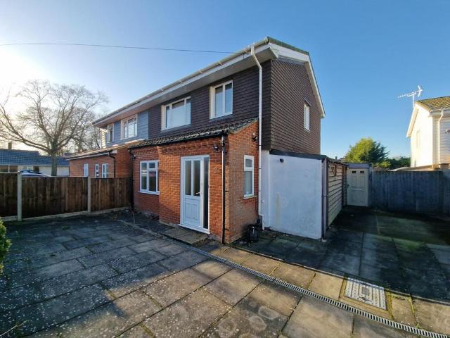 4 bedroom semi detached house for sale