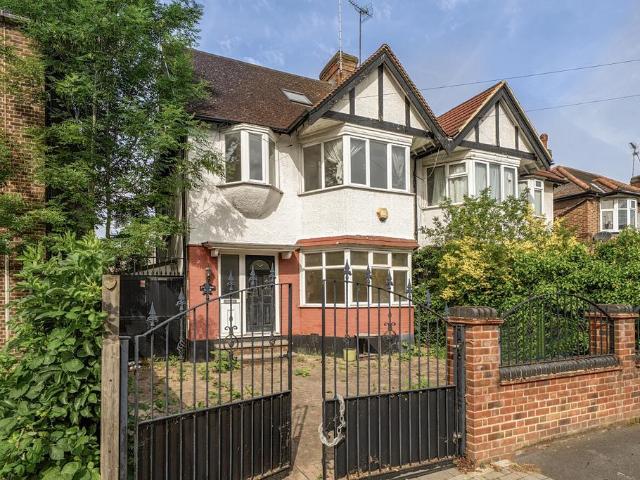 4 bedroom semi detached house for sale