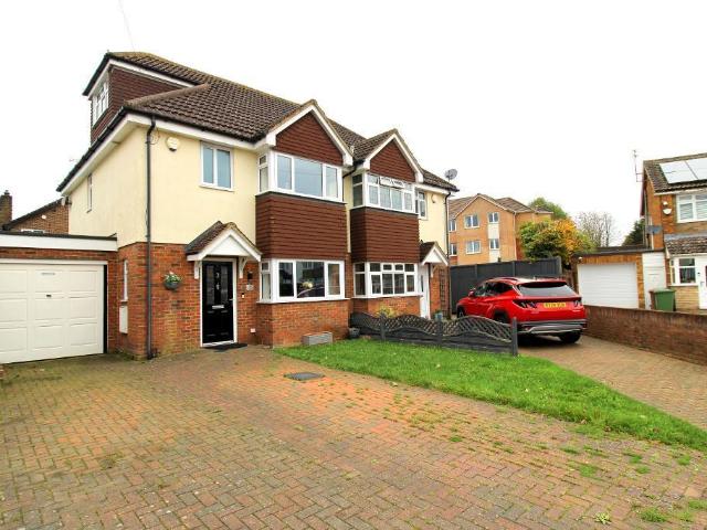 4 bedroom semi detached house for sale