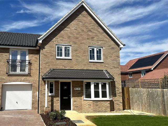 4 bedroom semi detached house for sale