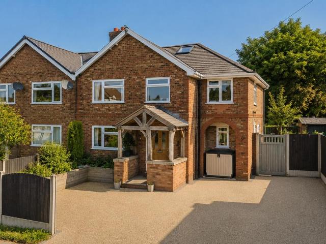 4 bedroom semi detached house for sale