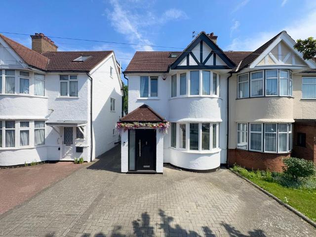 4 bedroom semi detached house for sale