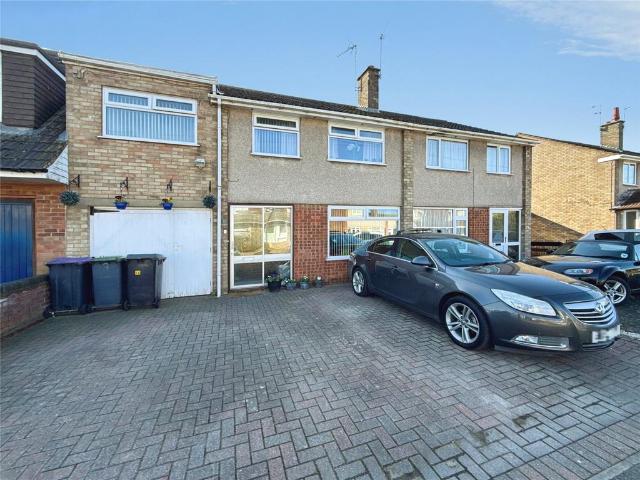 4 bedroom semi detached house for sale