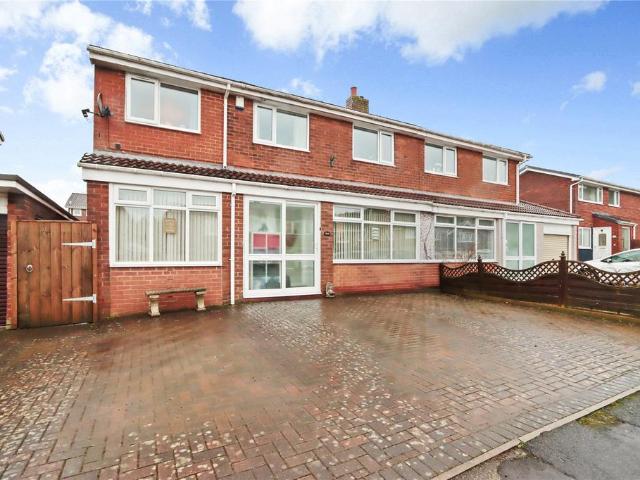 4 bedroom semi detached house for sale
