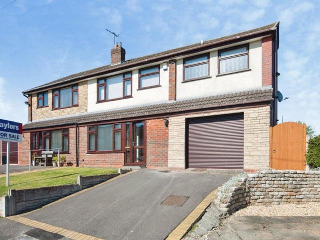 4 bedroom semi detached house for sale