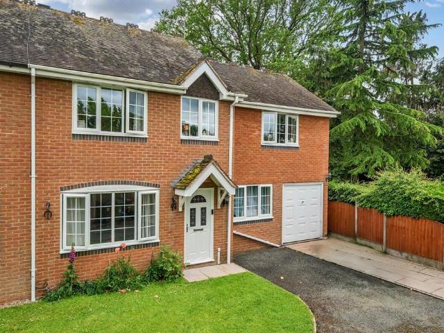 4 bedroom semi detached house for sale