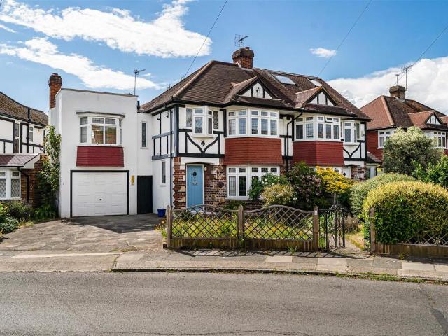 4 bedroom semi detached house for sale